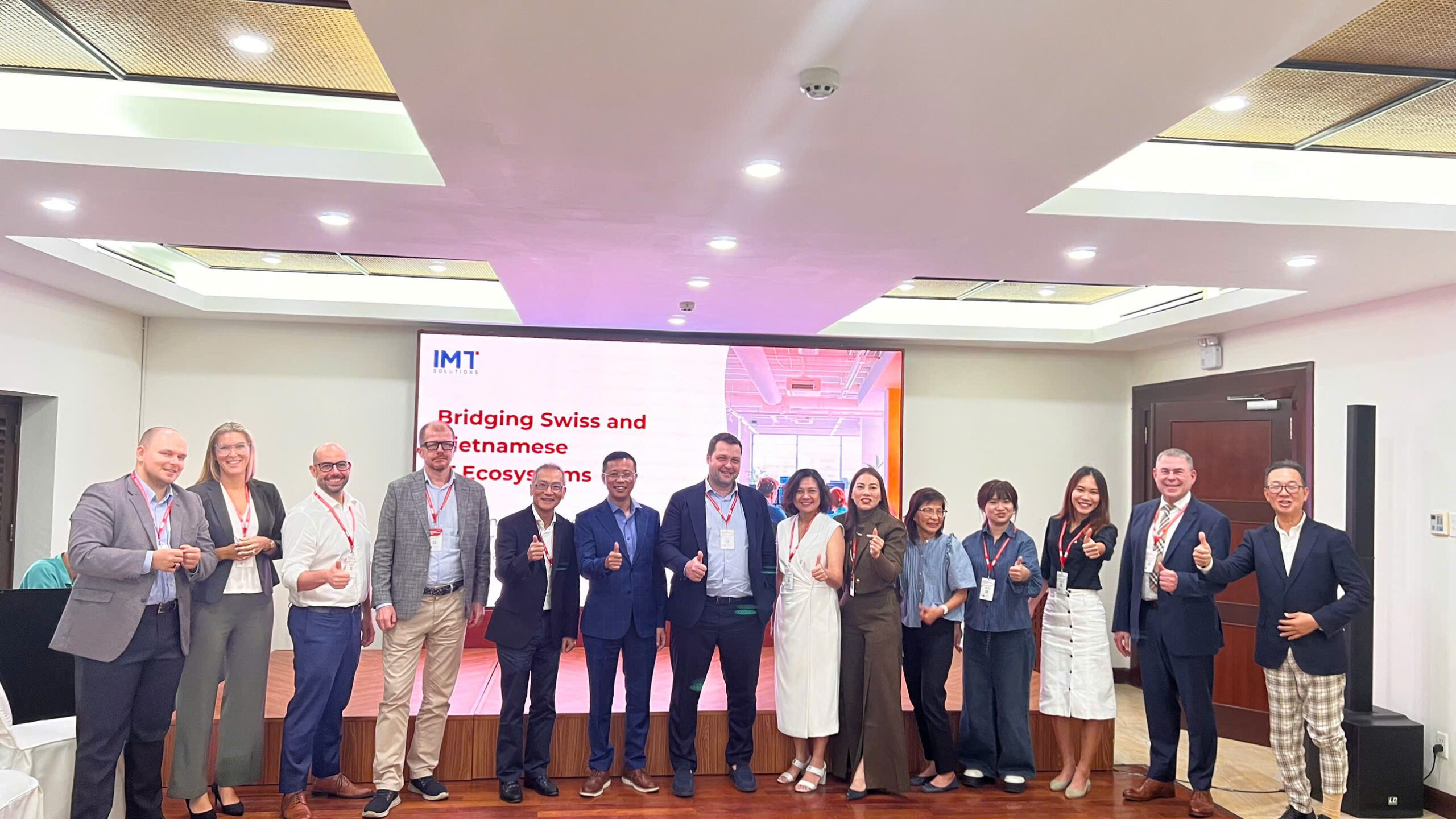 Strengthening the Swiss–Vietnam Innovation Bridge: Verysell Group & SmartDev at SVEF 2025 | SmartDev